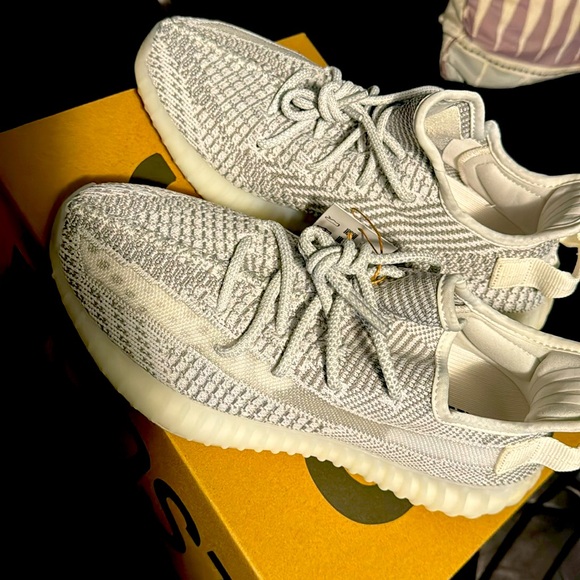 Yeezy | Shoes | Slightly Too Big On Me Dont Want It To Just Sit In The Back Of My Closet | Poshmark